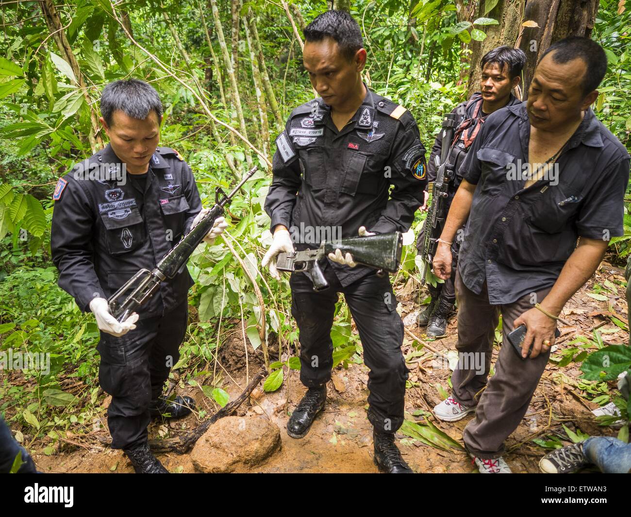 Chuap, Narathiwat, Thailand. 16th June, 2015. Thai Army Rangers and ...