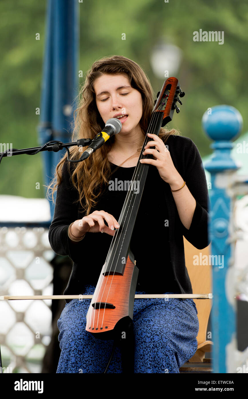 Ailsa tully hi-res stock photography and images - Alamy