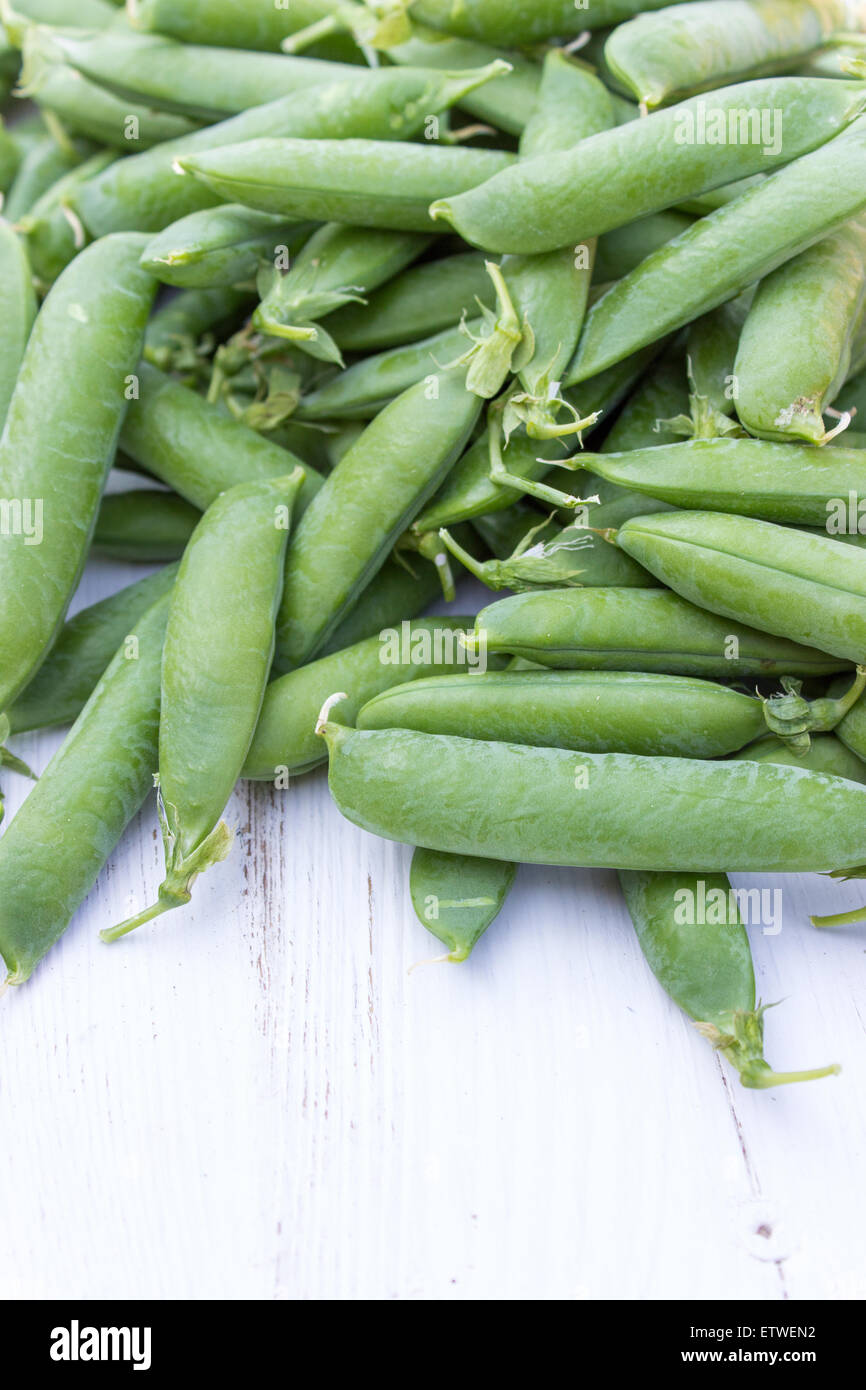 many green pea pods Stock Photo - Alamy