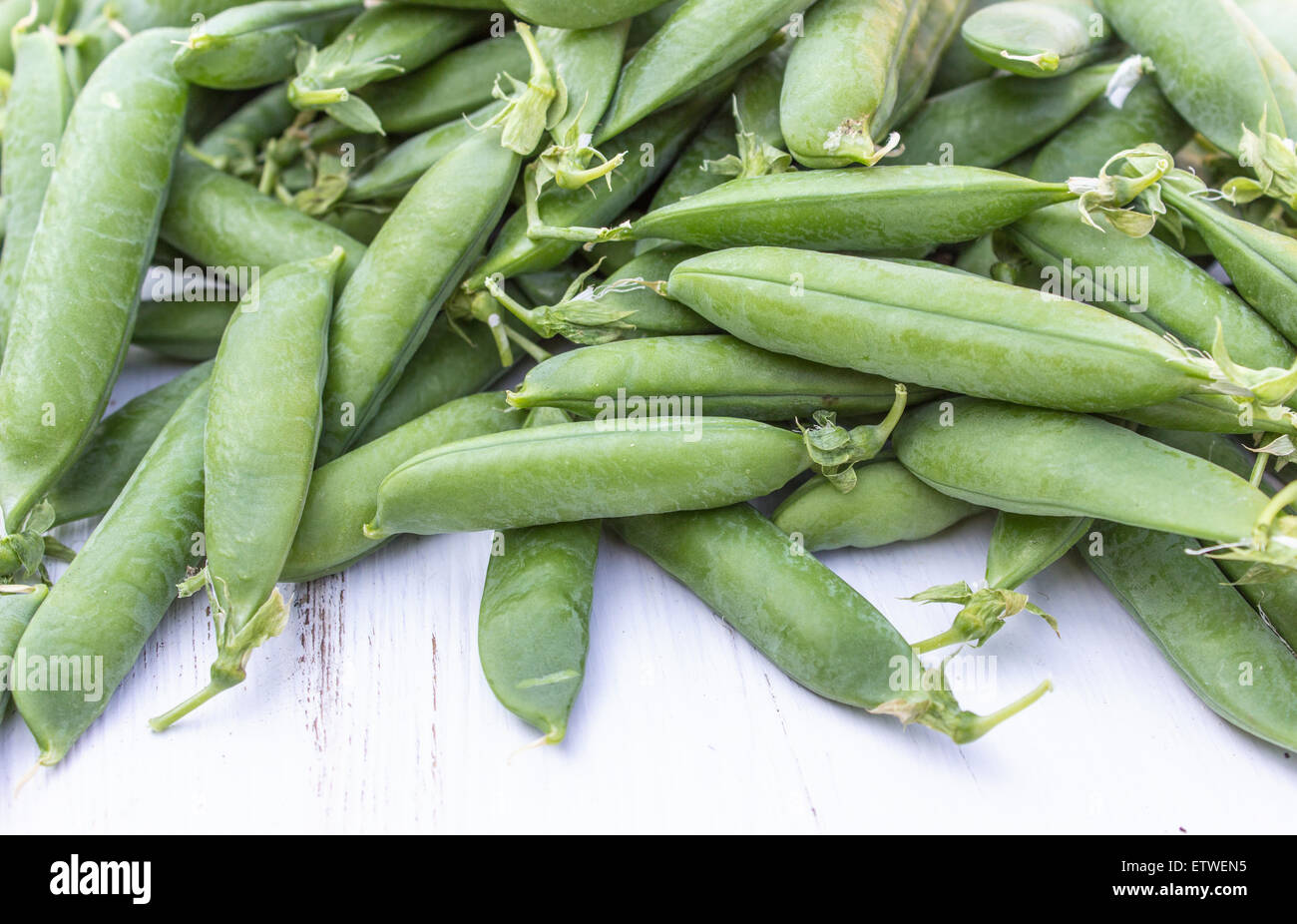 many green pea pods Stock Photo - Alamy
