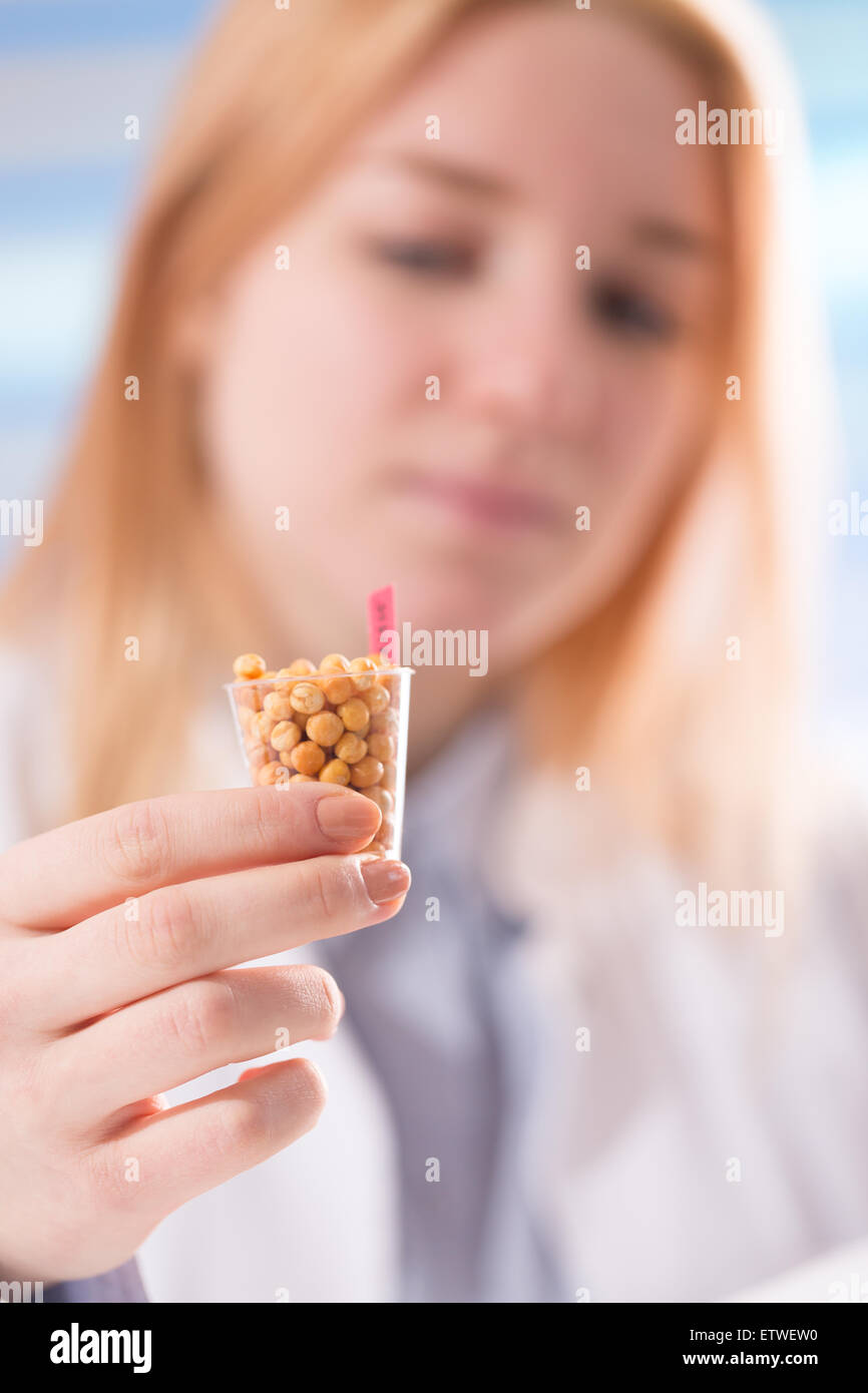 Food assistant hi-res stock photography and images - Alamy