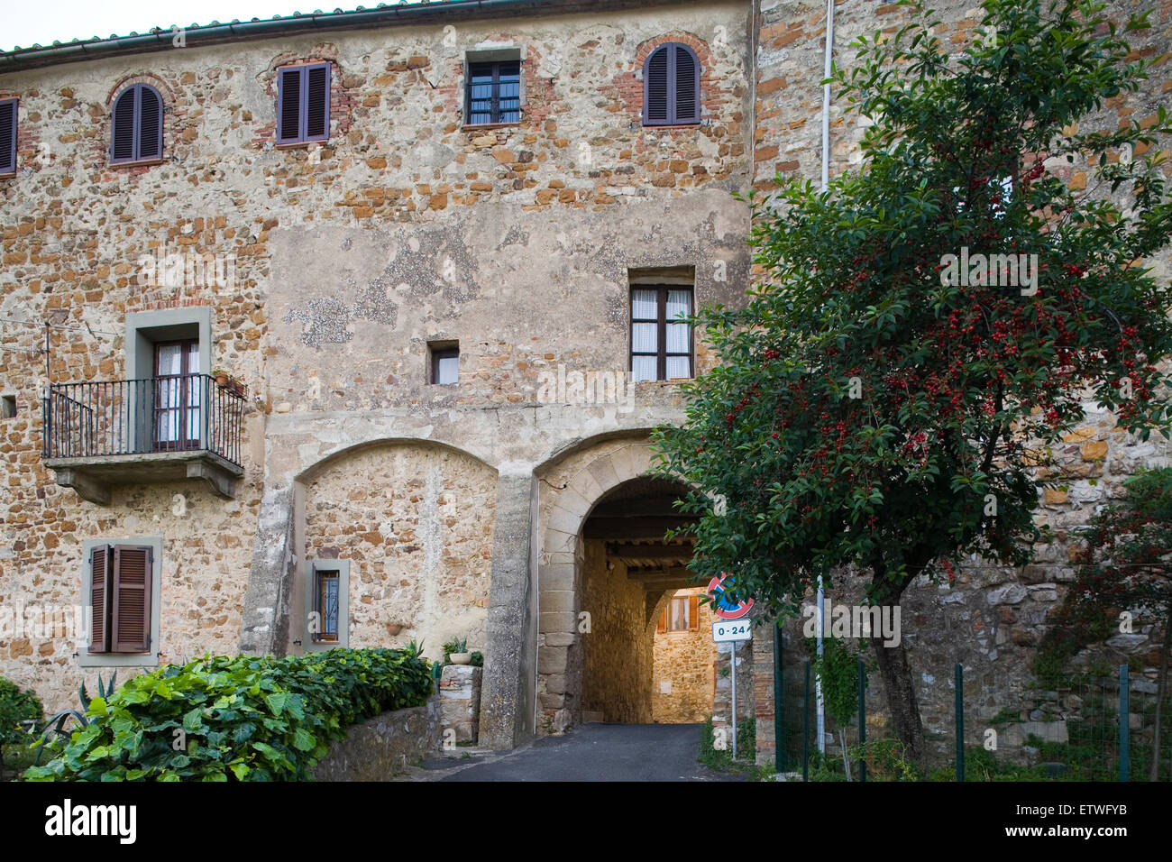 Tatti hi-res stock photography and images - Alamy