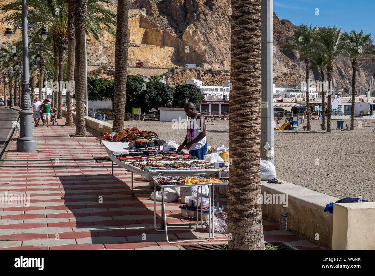 Table top sales hi-res stock photography and images - Alamy