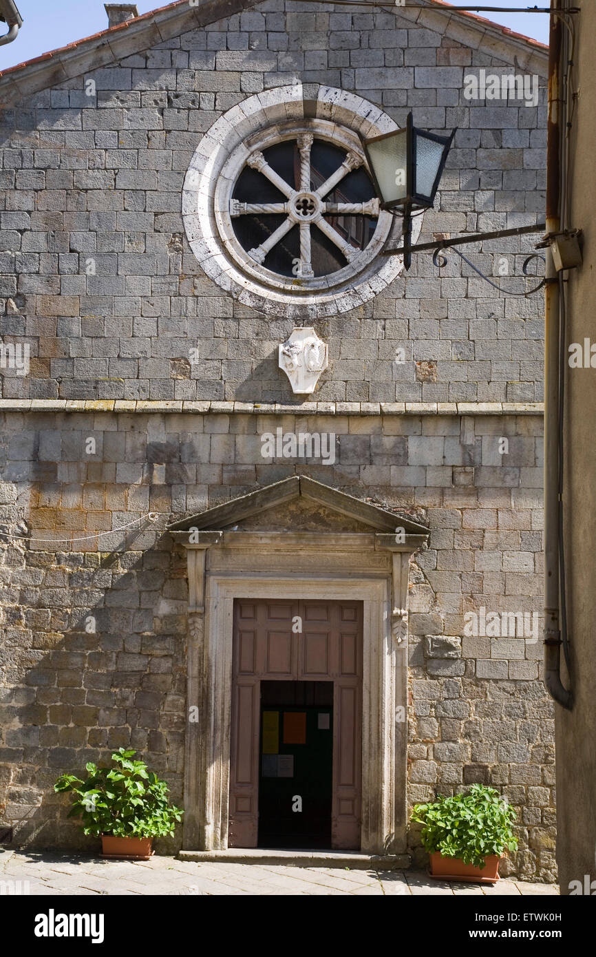 Romanic style church churches hi-res stock photography and images - Alamy