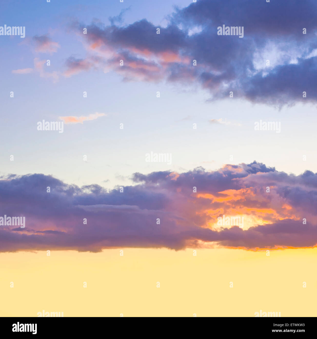 Simple square sunset hi-res stock photography and images - Alamy