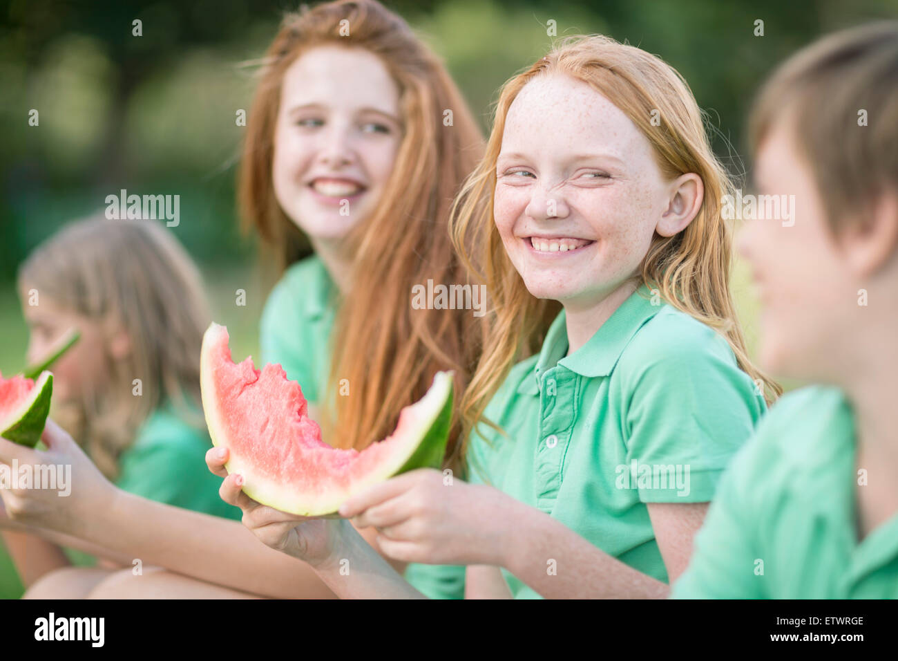 Children eating together africa hi-res stock photography and images - Alamy