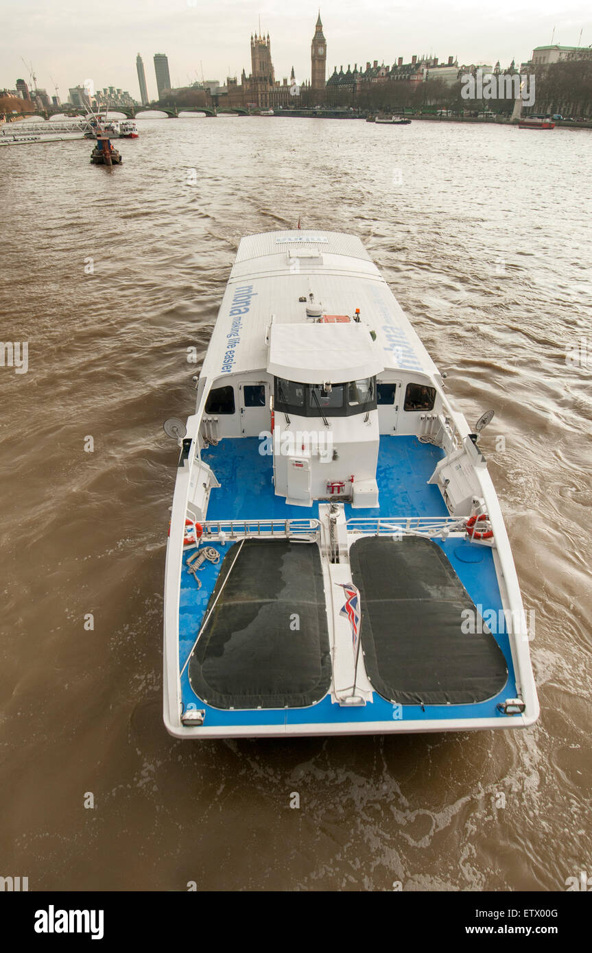 River thames boat trip hi-res stock photography and images - Alamy