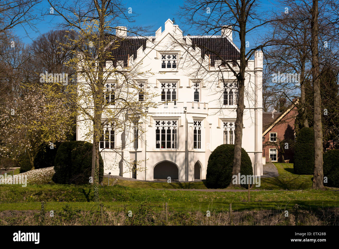 NLD, Netherlands, Gelderland, house in Rossum at the river Rhine. NLD ...
