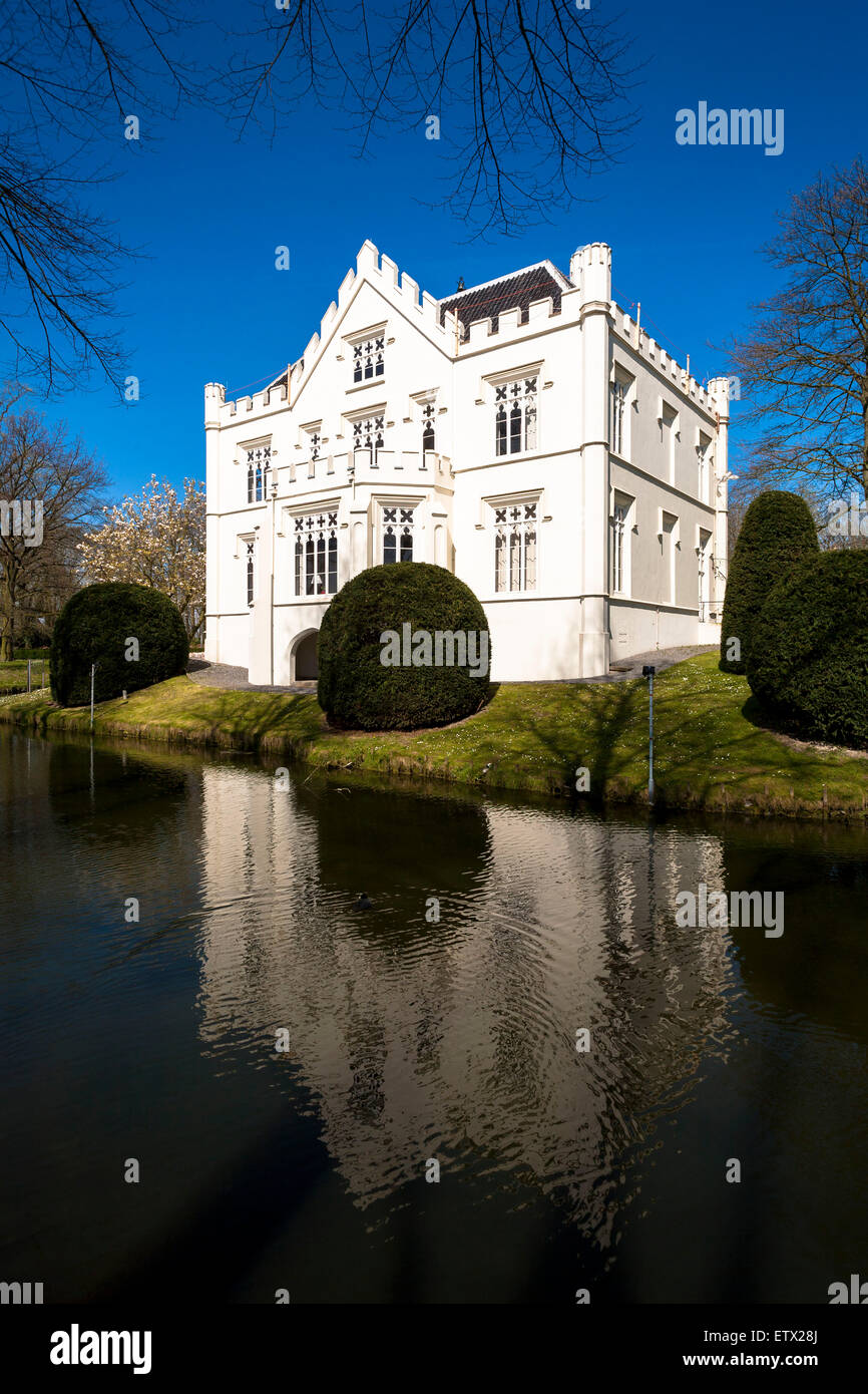 NLD, Netherlands, Gelderland, house in Rossum at the river Rhine. NLD ...