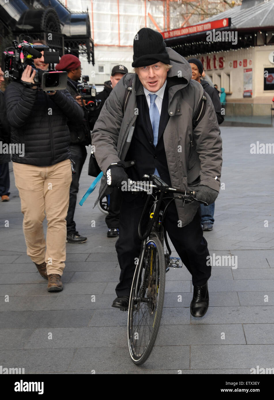 Boris Johnson is confronted by the press as he leaves Global House ...