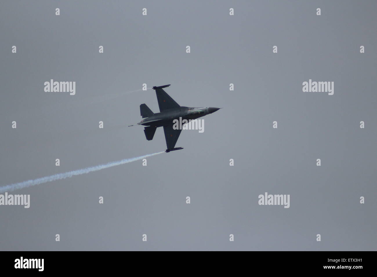 Airplane at airshow hi-res stock photography and images - Alamy