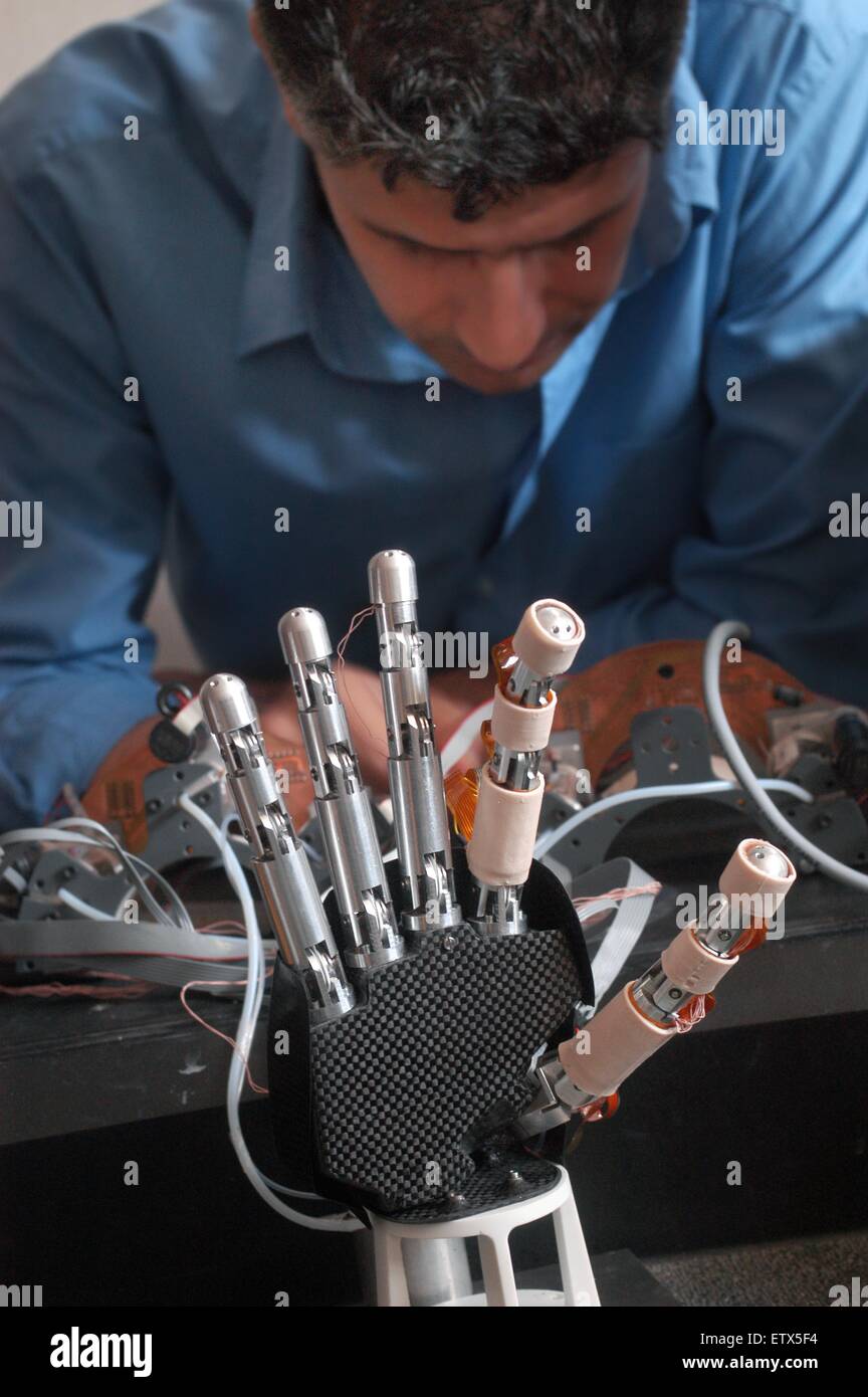 Mechatronics vertical hi-res stock photography and images - Alamy