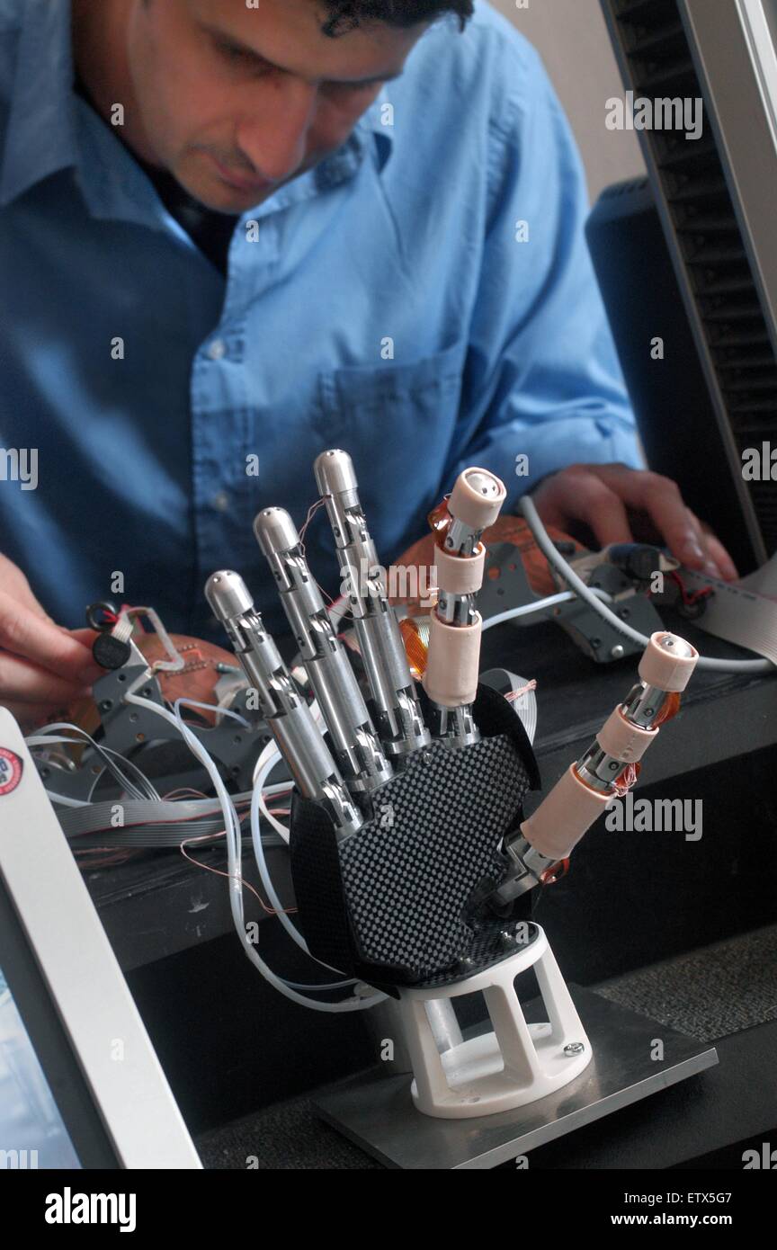 Mechatronics vertical hi-res stock photography and images - Alamy