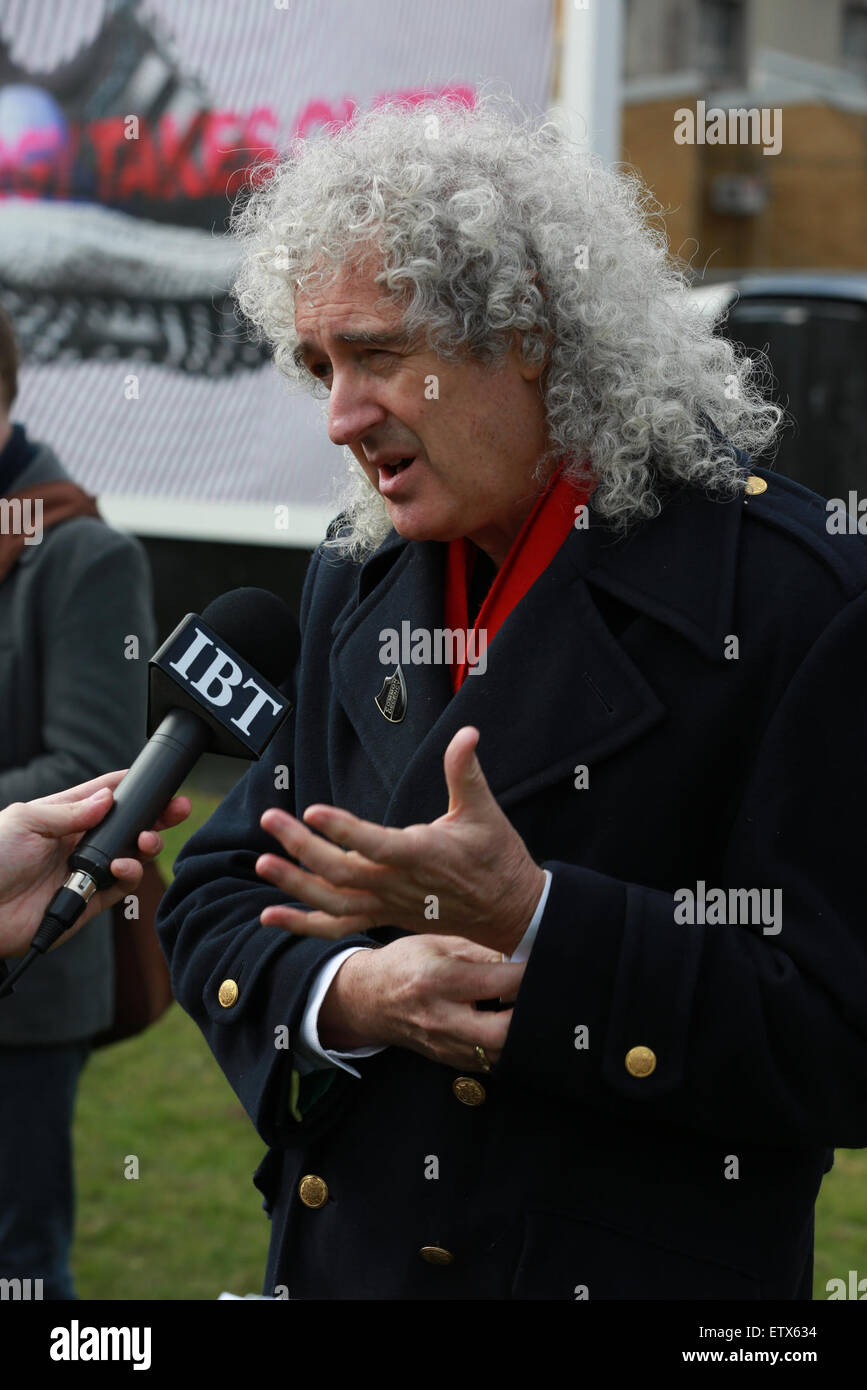 Brian May unveils Campaign Billboard to launch his common decency ...