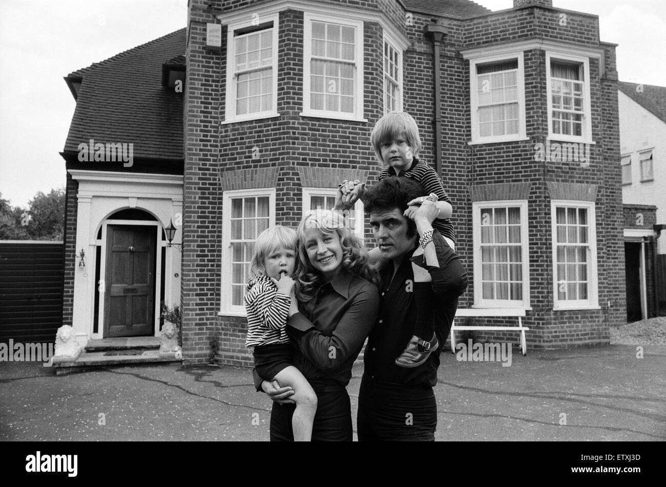 Pop singer Alvin Stardust at his new house in Stanmore with his family ...