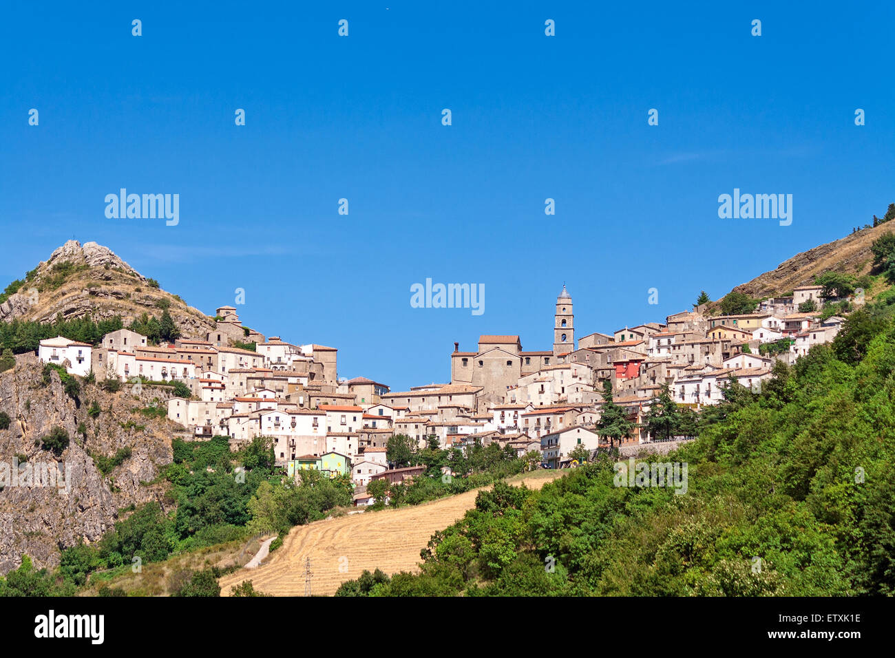Hamlet country hi-res stock photography and images - Alamy