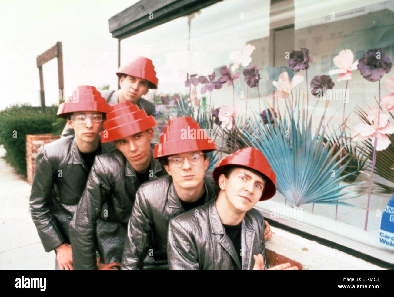 Devo band hi-res stock photography and images - Alamy