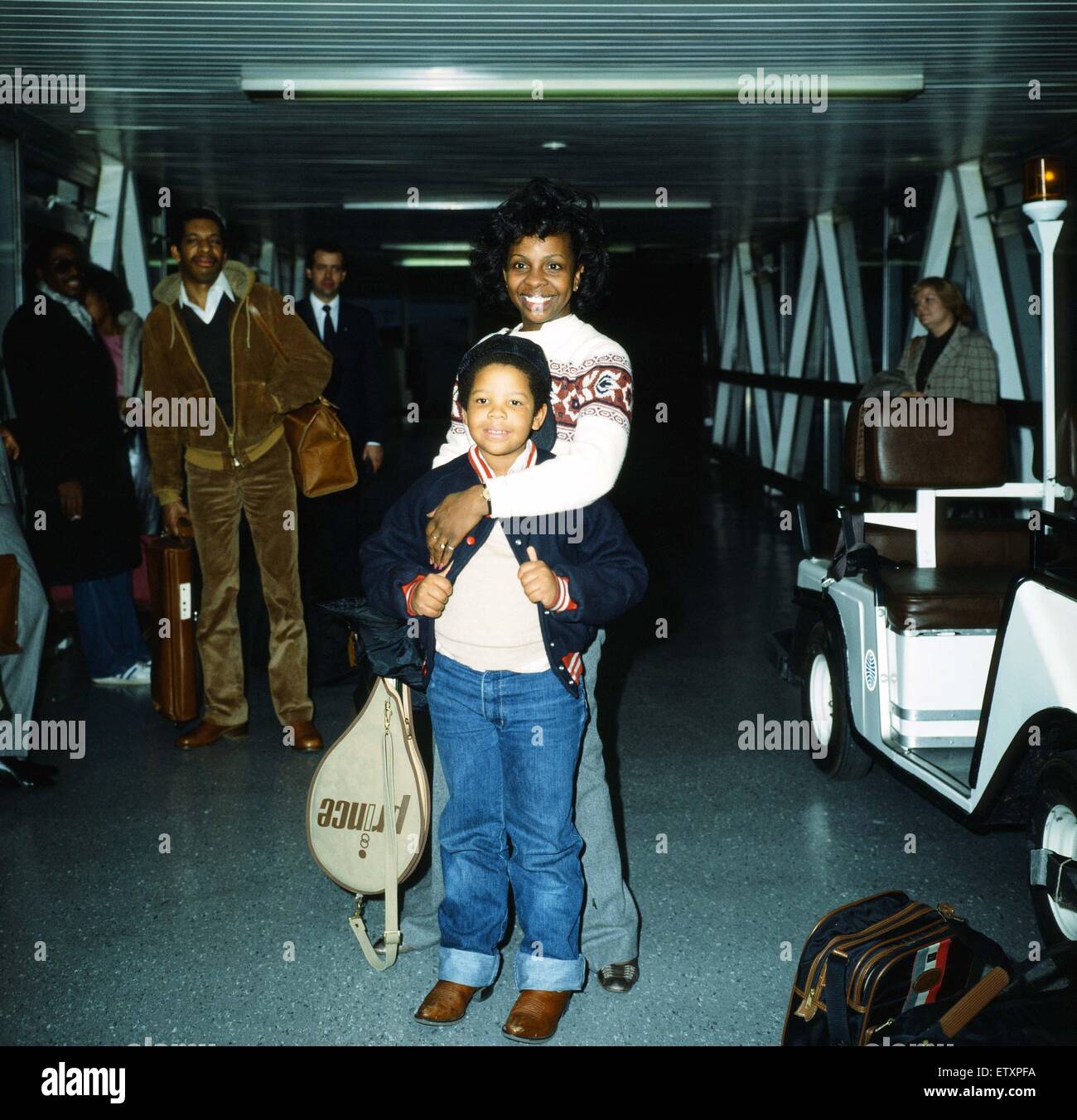Gladys Knight with her son Shanga and some of her road crew at London ...