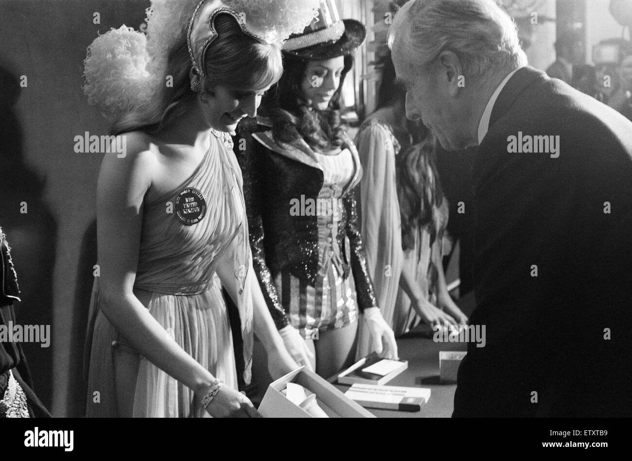 Miss World Contestants, Variety Club Luncheon, Savoy Hotel, London, 4th ...