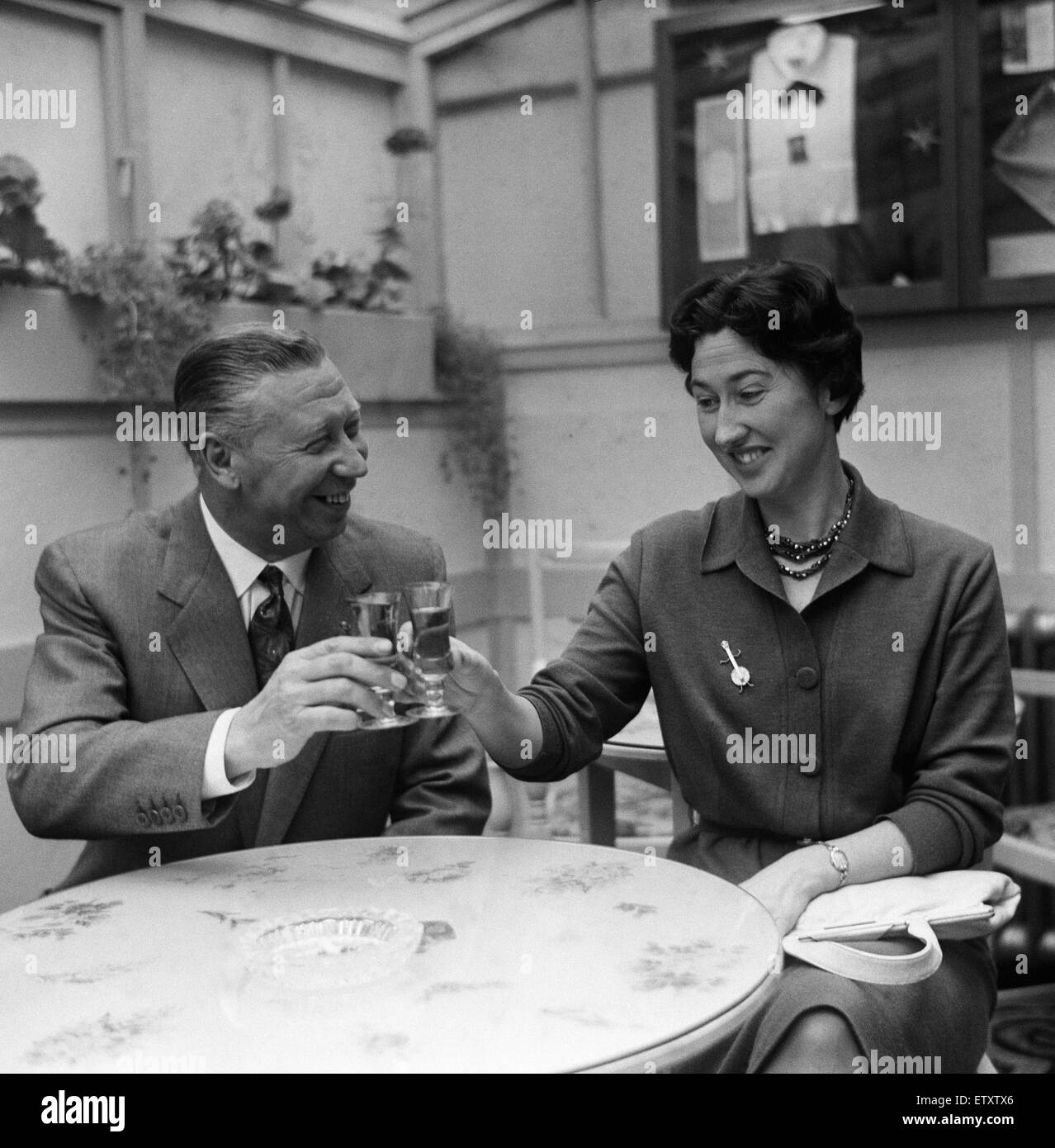 George formby hi-res stock photography and images - Alamy