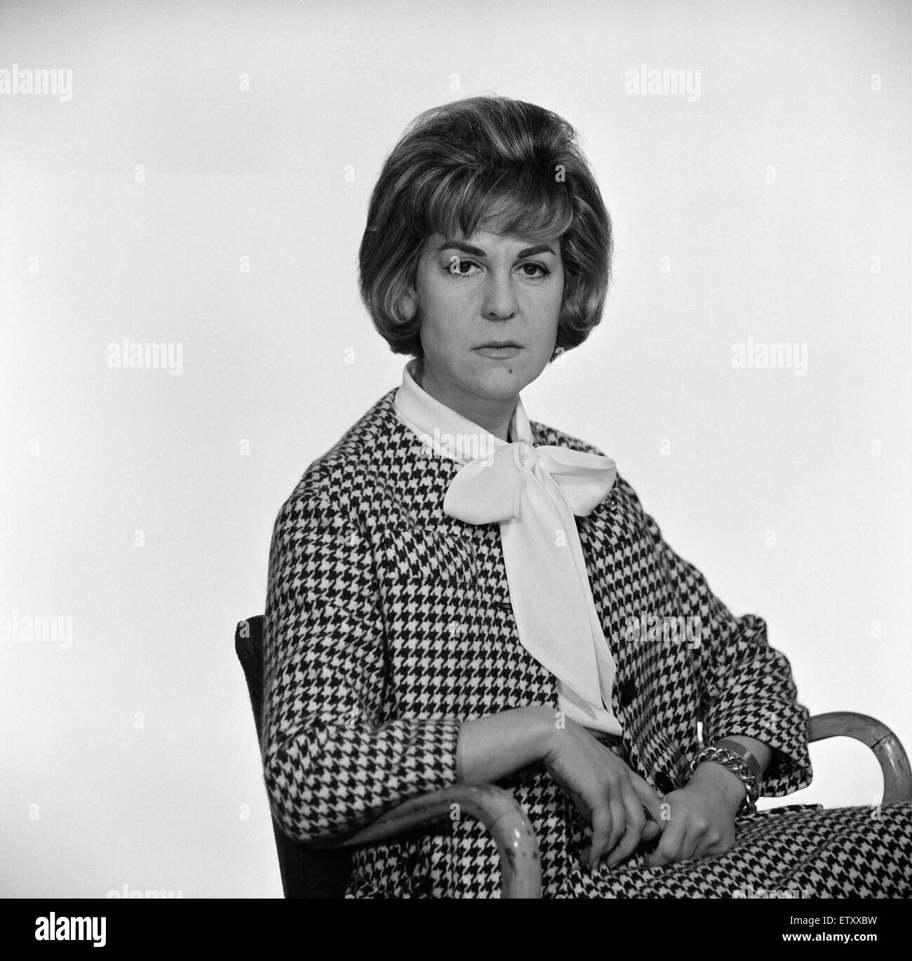 Daily mirror editor Black and White Stock Photos & Images - Alamy