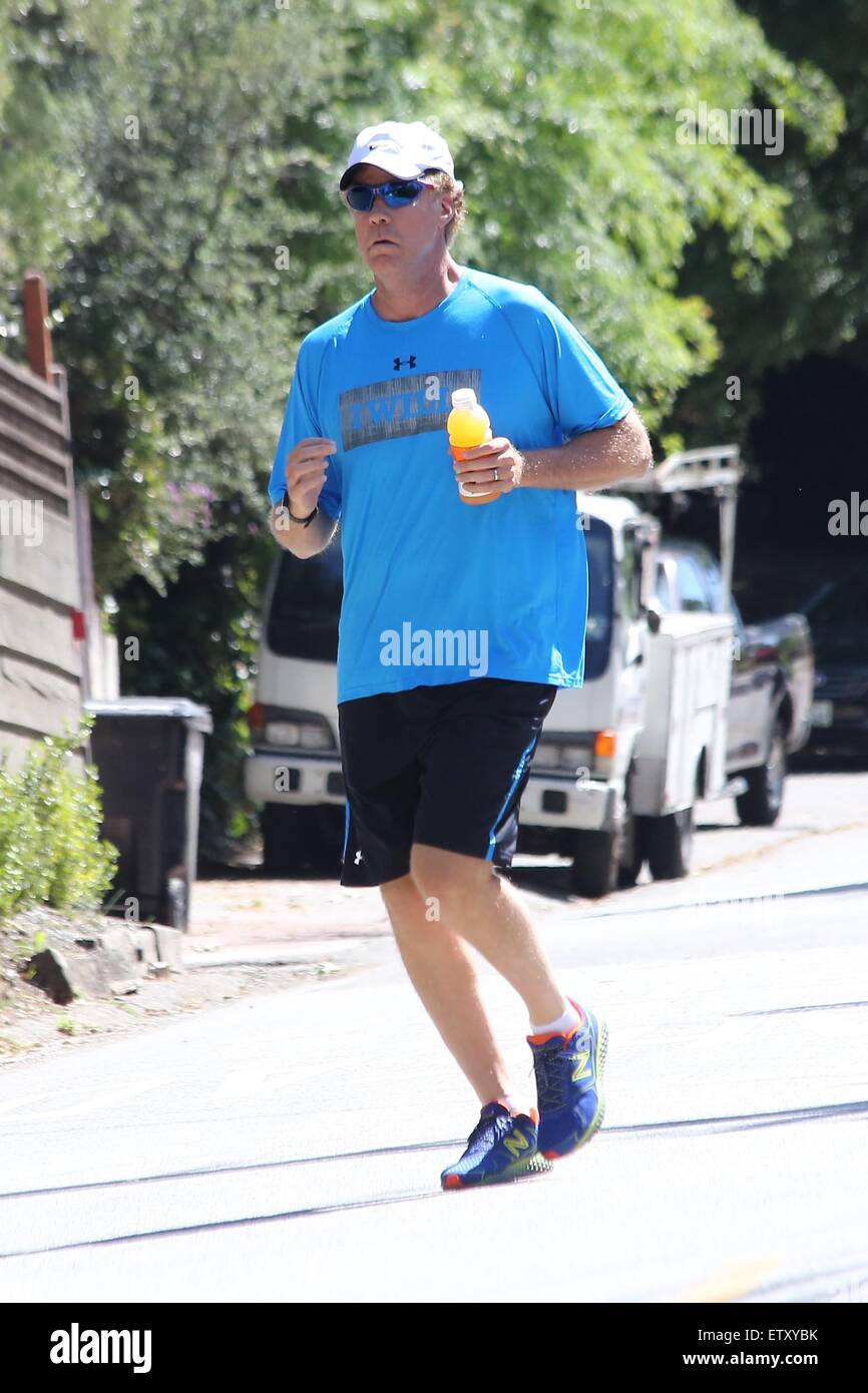 Will ferrell jogging in hollywood hi-res stock photography and images ...