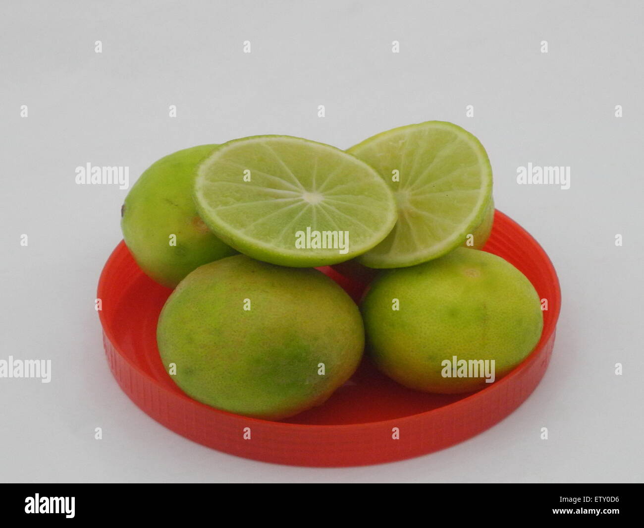 Red in tray hi-res stock photography and images - Alamy