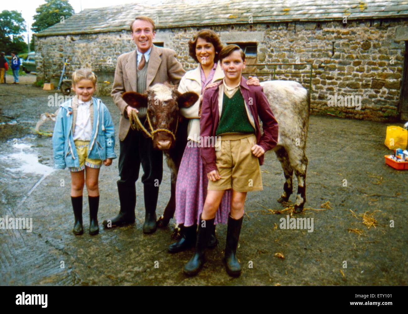 All creatures great and small bbc hi-res stock photography and images ...