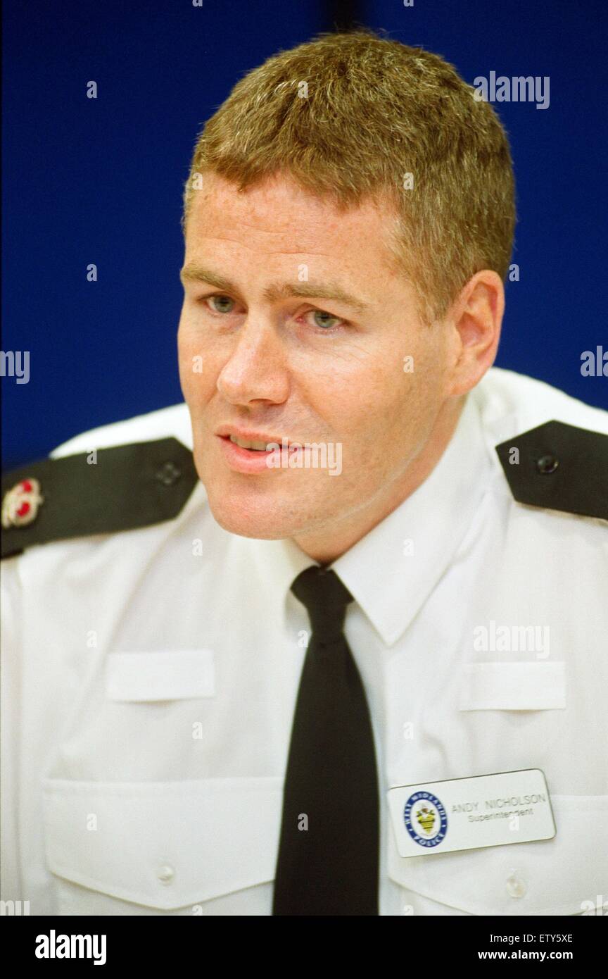 Andy nicholson hi-res stock photography and images - Alamy