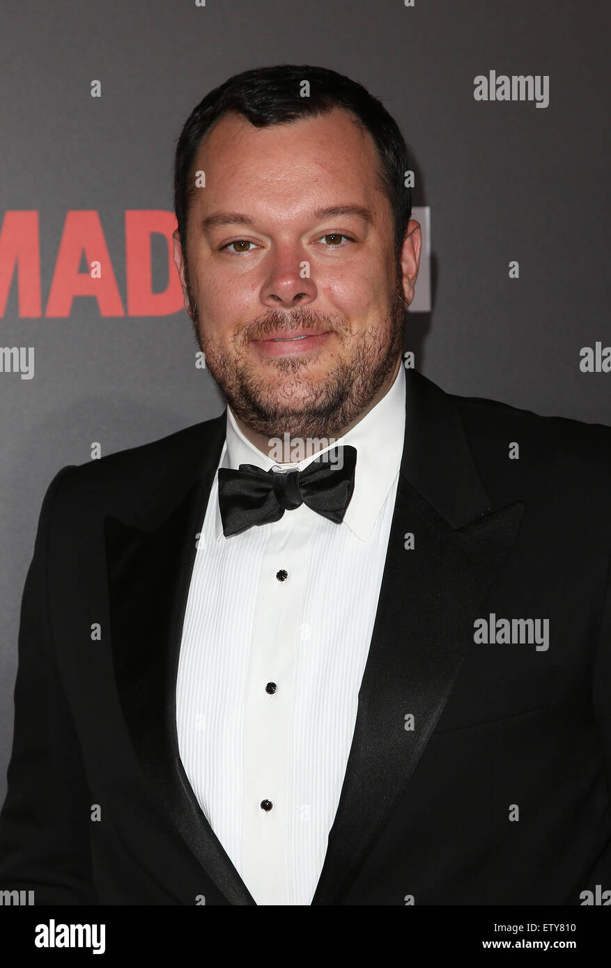 AMC Celebrates The Mad Men 7 Episodes Of "Mad Men" With The Black & Red ...