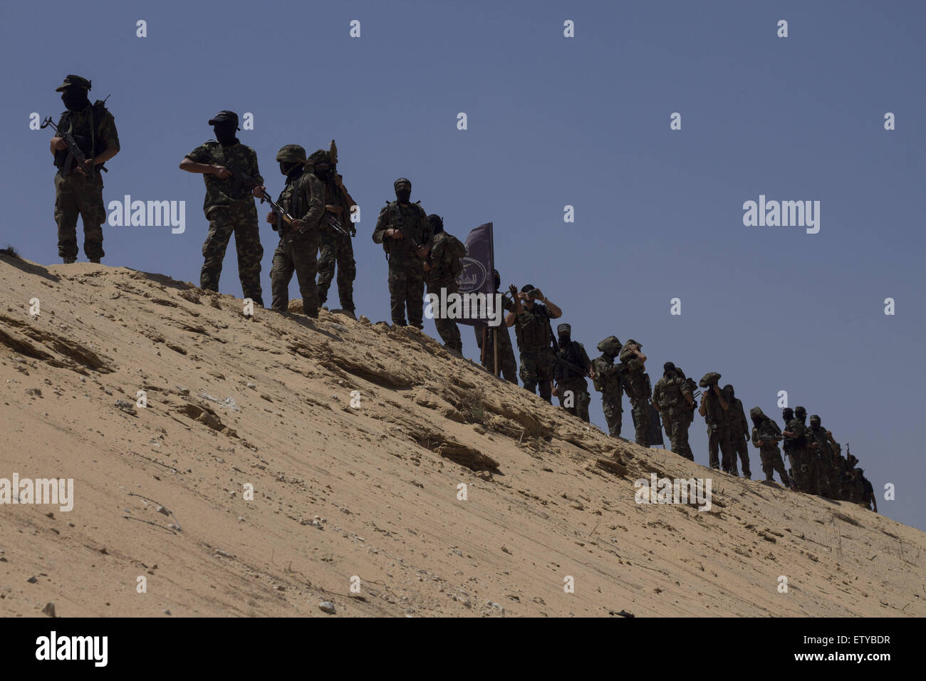 Beit Hanoun, The Gaza Strip, Palestine. 16th June, 2015. Militants from ...