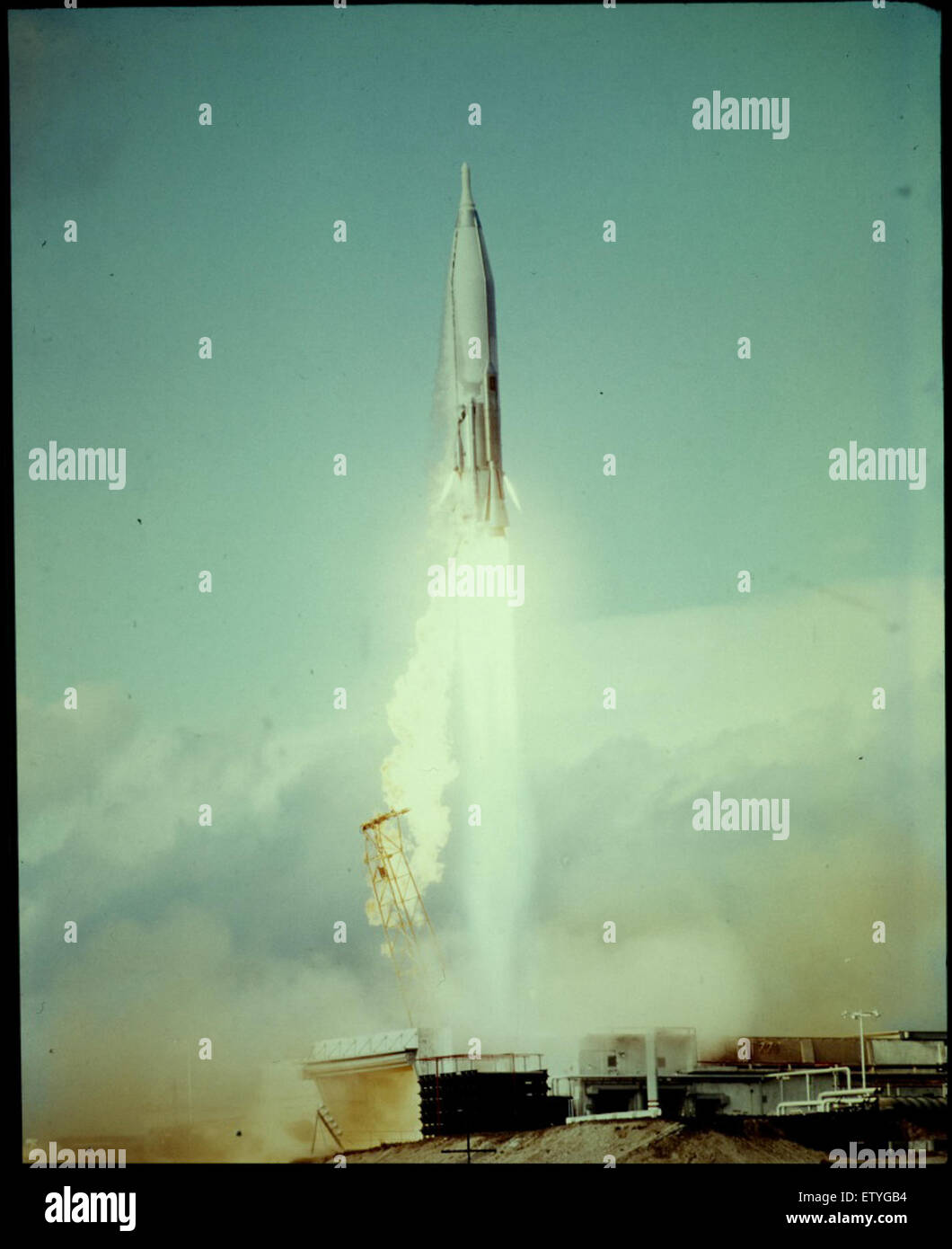 Photograph atlas missile launch hi-res stock photography and images - Alamy