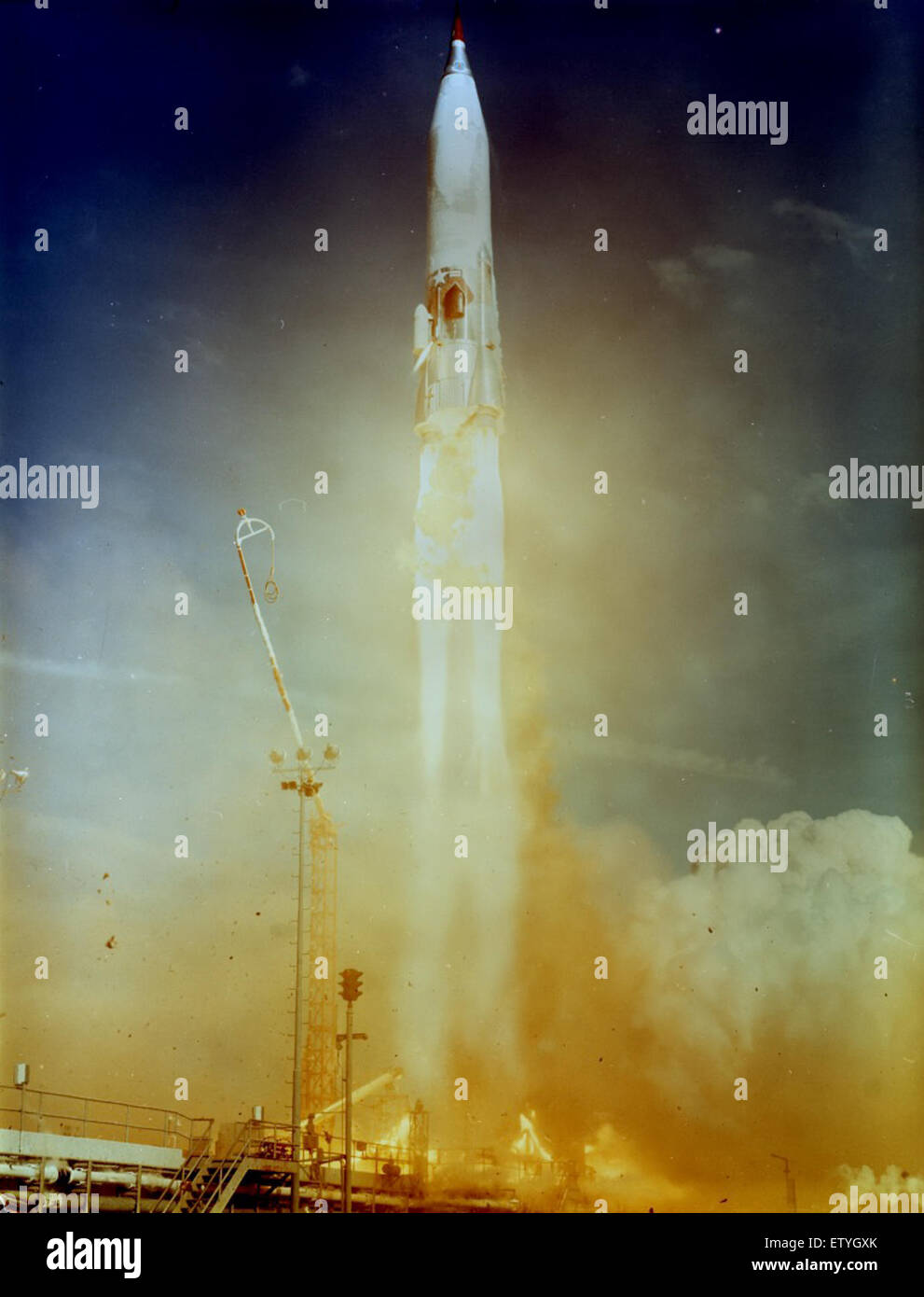 Atlas icbm first hi-res stock photography and images - Alamy