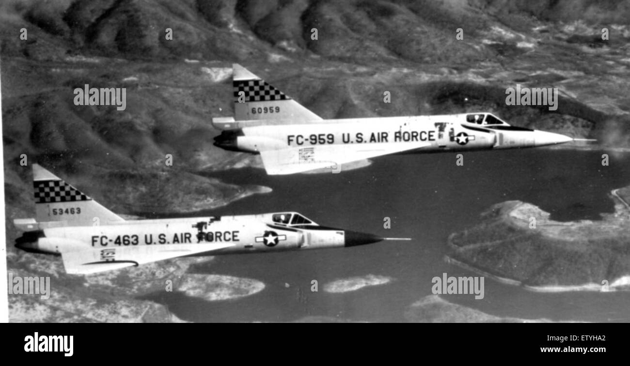 F 102 Black and White Stock Photos & Images - Alamy