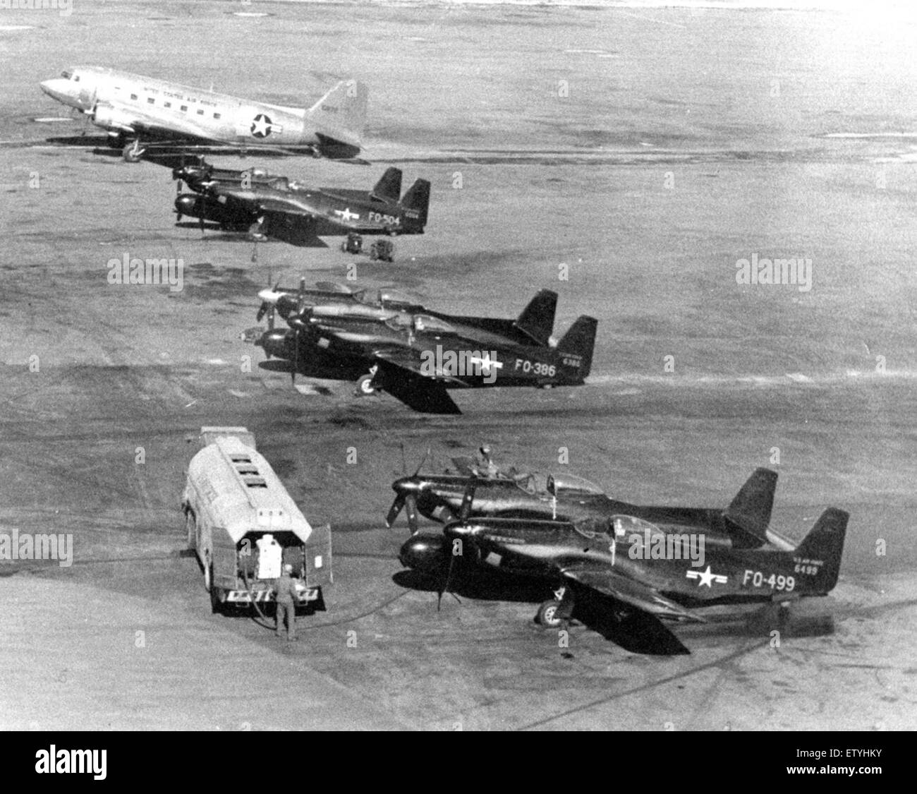 The F-82H is a variant of the North American F-82 Twin Mustang, a long ...