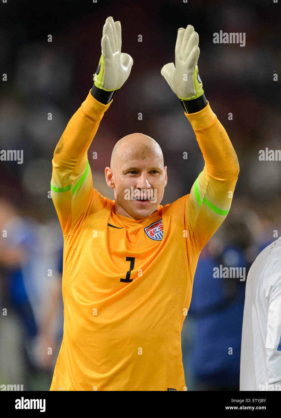 Cologne, Germany. 10th June, 2015. US goalkeeper Brad Guzan reacts ...