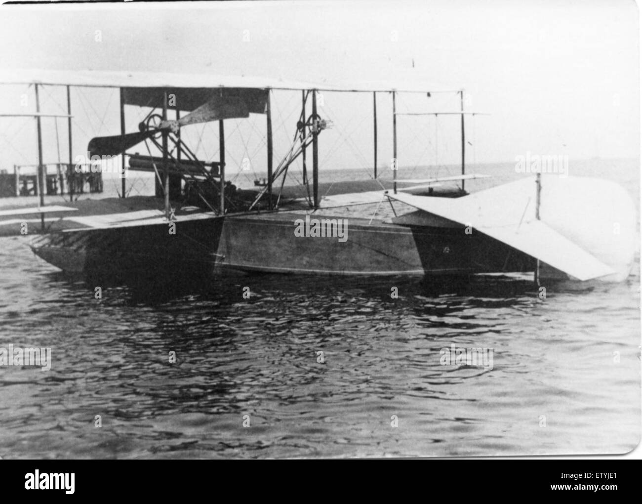 The Perry-Beadle Flying Boat was an early experimental aircraft ...