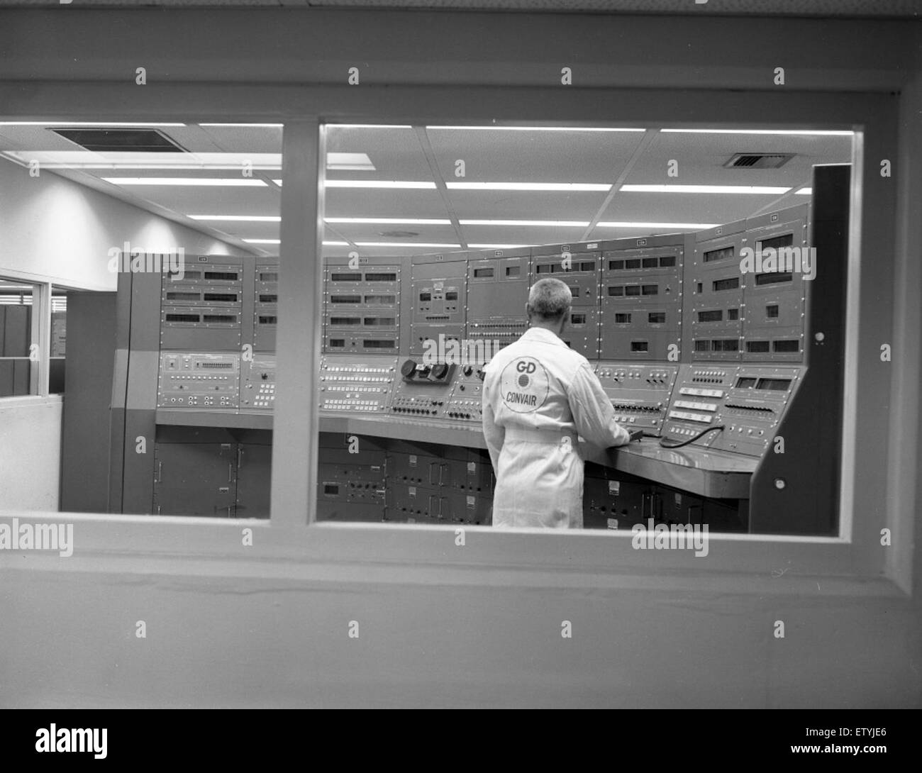 Advanced data center Black and White Stock Photos & Images - Alamy