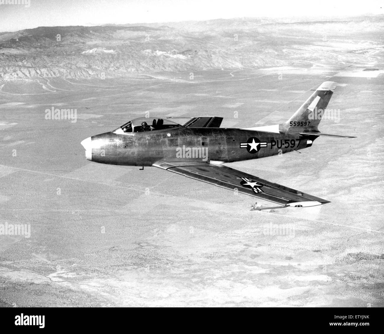 Ww2 military aircraft Black and White Stock Photos & Images - Alamy