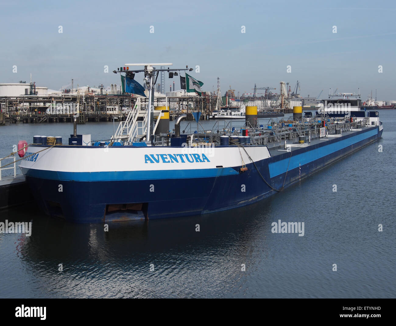 This photograph depicts the ENI 02333406, a vessel located at the 3e ...