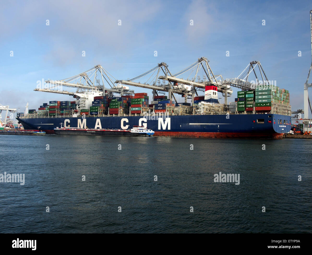 Cma cgm corte real hi-res stock photography and images - Alamy