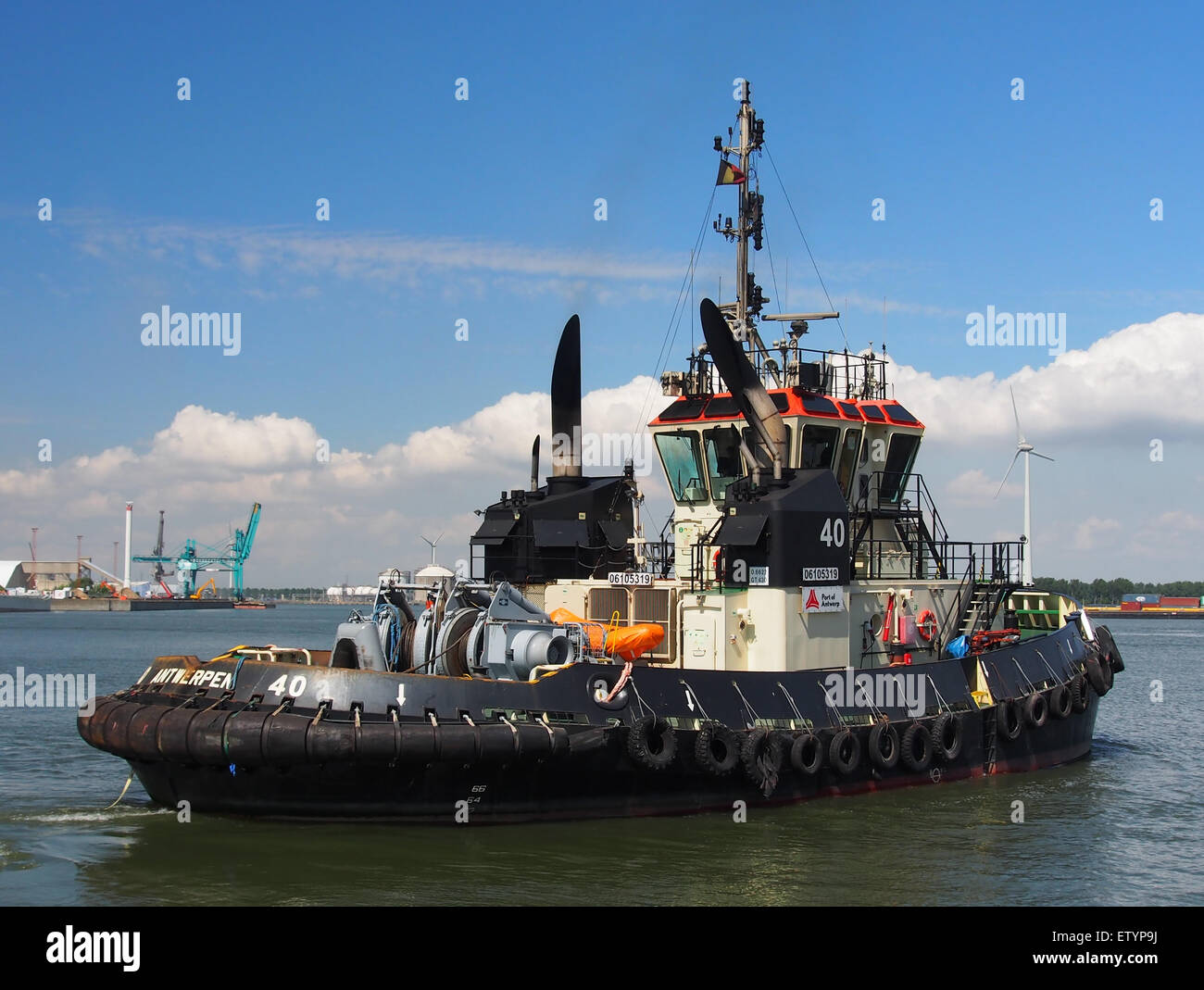 This image shows the vessel with the registration number ENI 06105319 ...