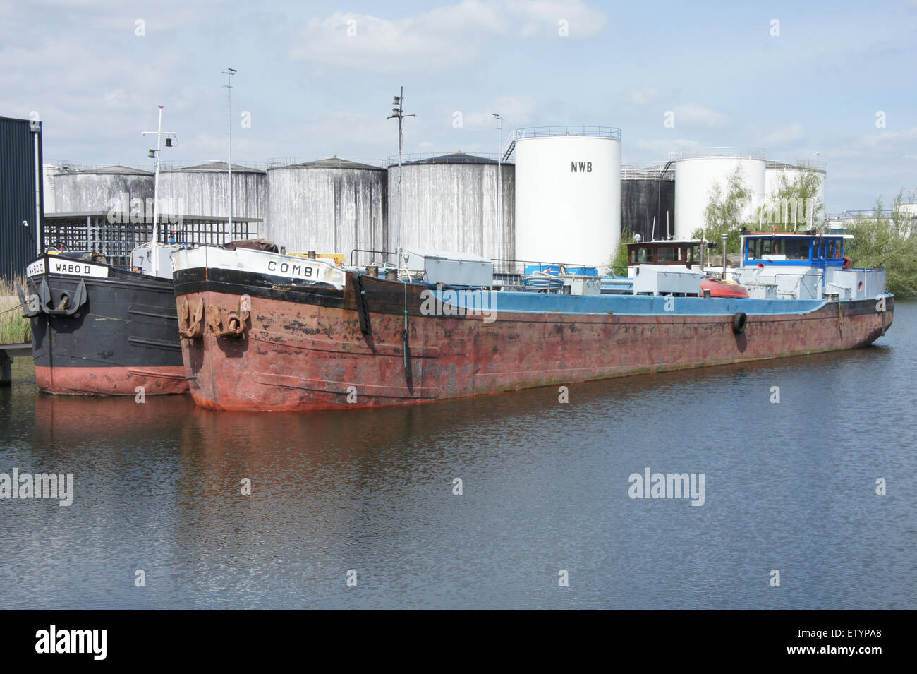 Combi tanker hi-res stock photography and images - Alamy
