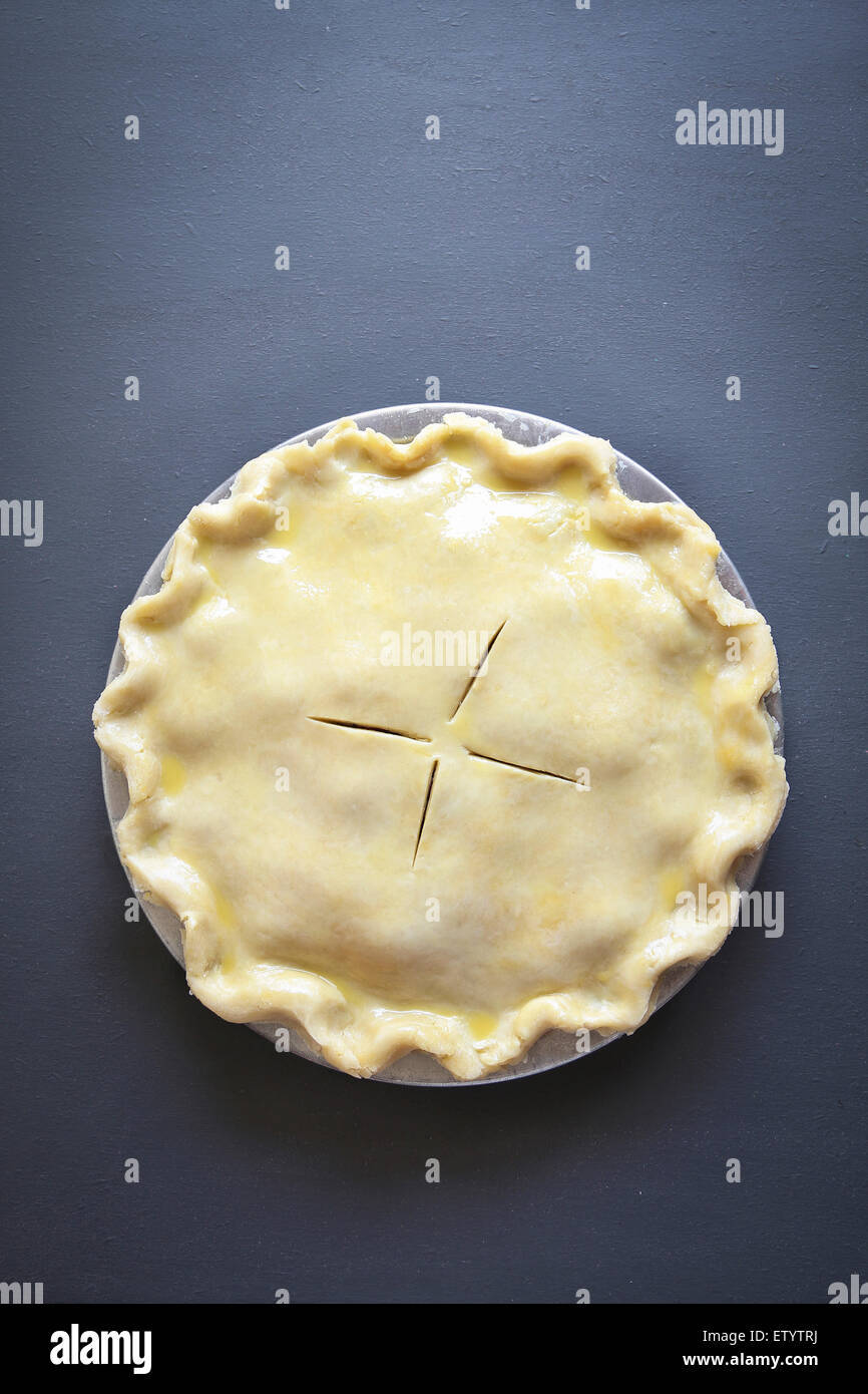 Unbaked pie Stock Photo - Alamy