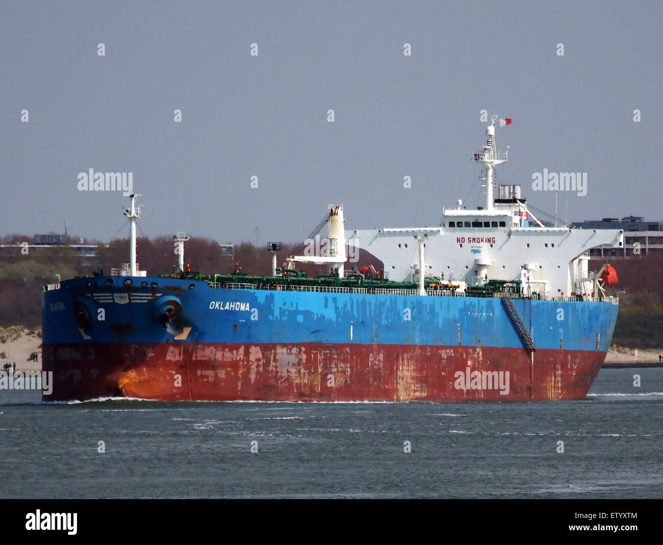 The oil tanker 'Oklahoma' (IMO 9321964) is docked at the Port of ...