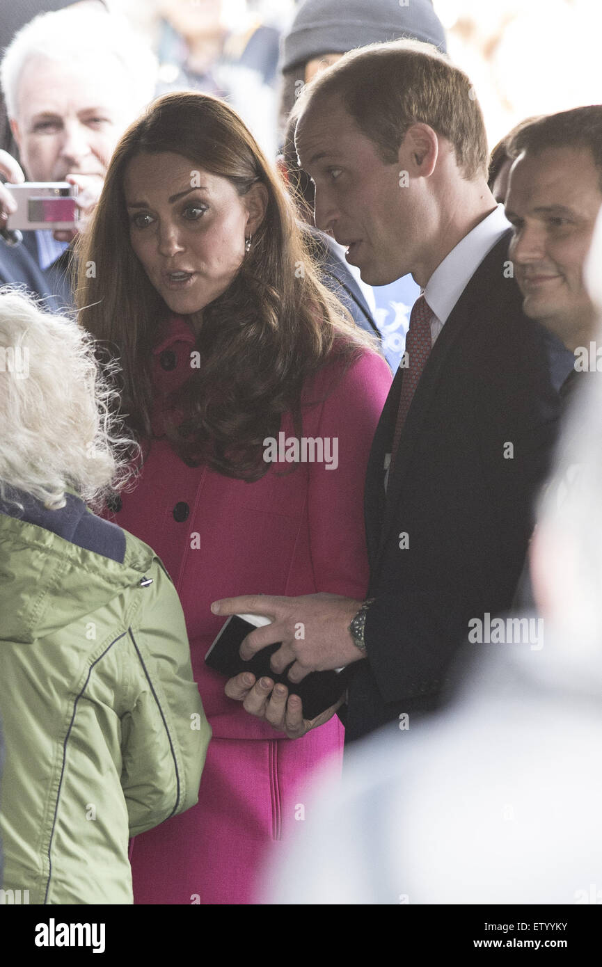 The Duke and Duchess of Cambridge visit an XLP community bus and the ...