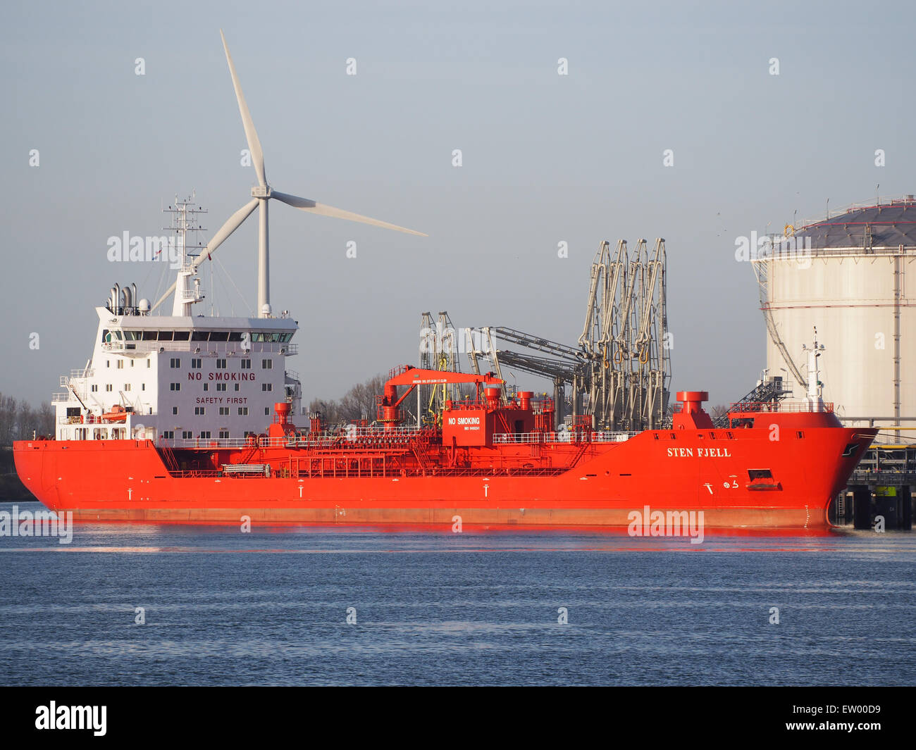 Sten fjell hi-res stock photography and images - Alamy