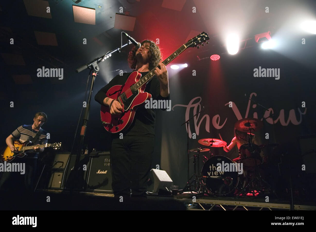 The View headline at The Glasgow Barrowland Ballroom Featuring: The ...