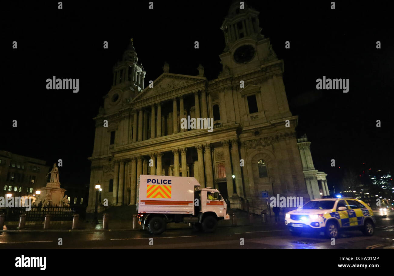 Mission impossible 5 rogue nation hi-res stock photography and images ...