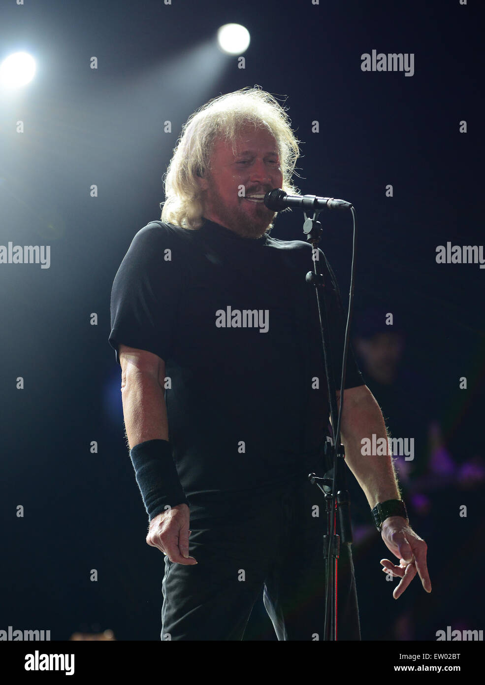 Hard Rock Rising Miami Beach centennial concert Featuring: Barry Gibb ...